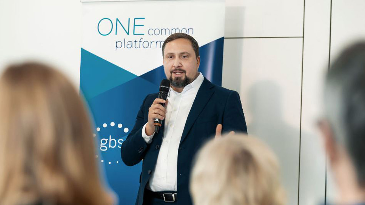 Tackling supply chain challenges for a country at war | Boehringer ...